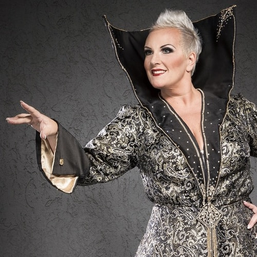 Wanda Kay singt die Songs der großen Diven